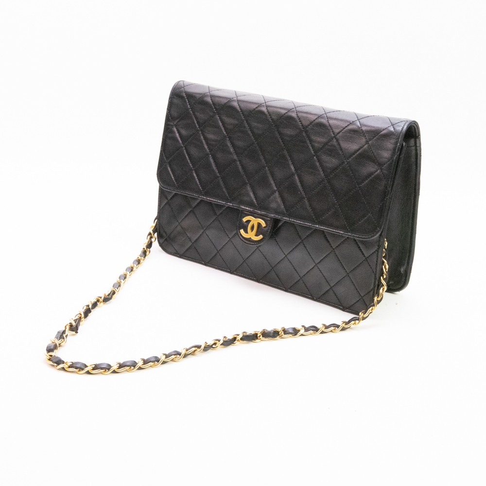 Chanel | Autentisk Vintage | Chanel, LV, Gucci, YSL